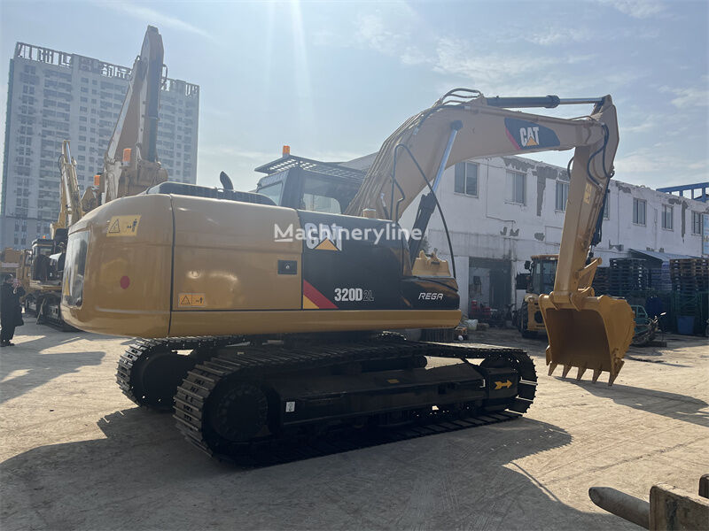 Caterpillar 320D bager guseničar