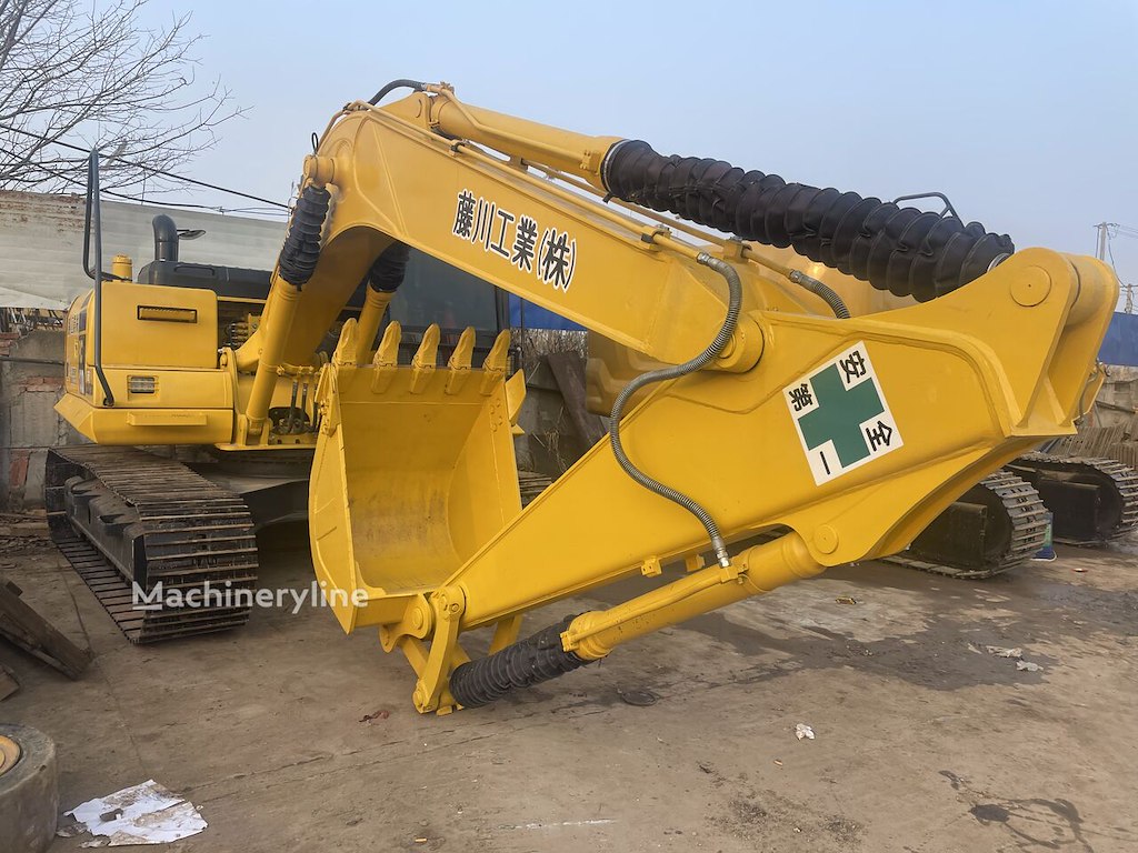 Komatsu PC130 bager guseničar