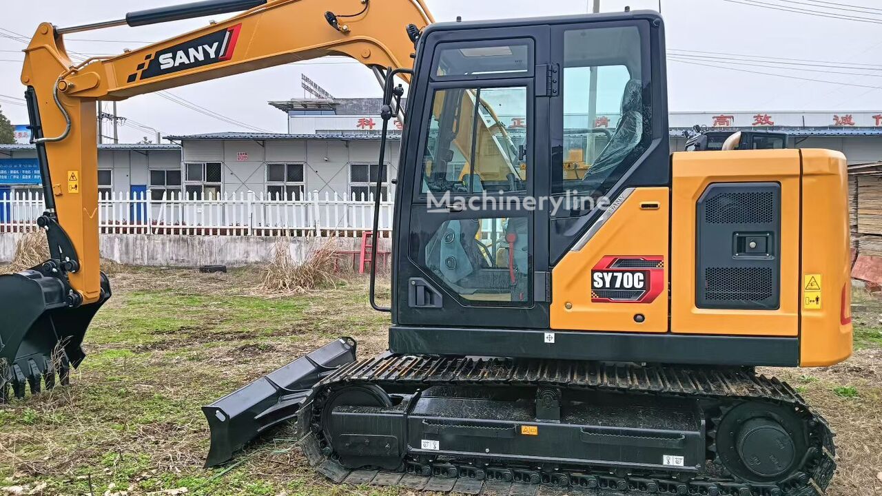 Novi Sany SY 70C mini bager