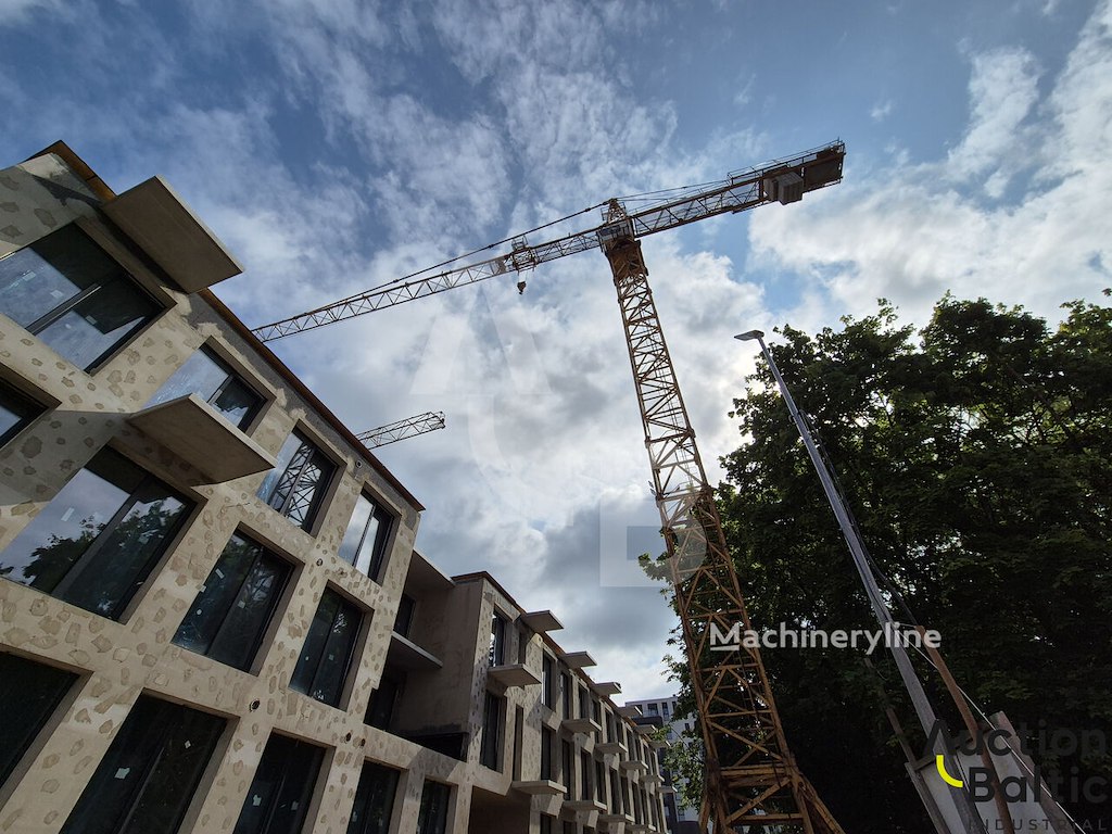 Prodaje se Liebherr 112 ECH toranjsku dizalicu na aukciji