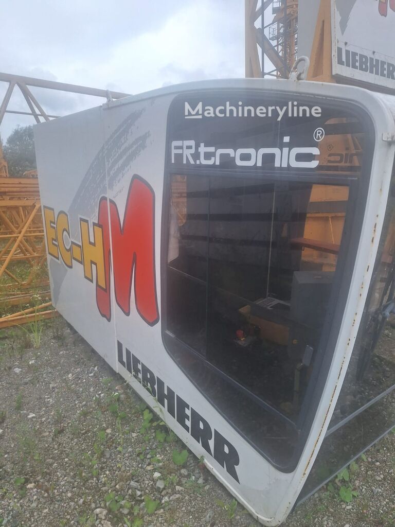 Liebherr 132EC-HM6 toranjska dizalica