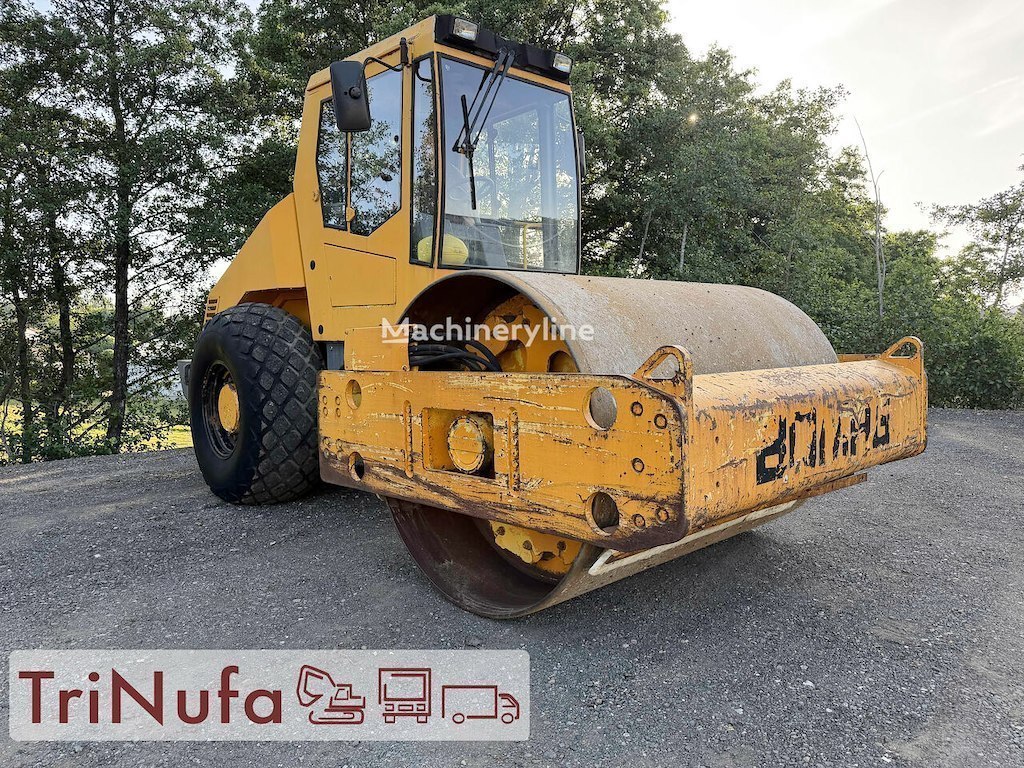 BOMAG BW 213 D-3 | Perkins | CE | kompaktor s jednim valjkom