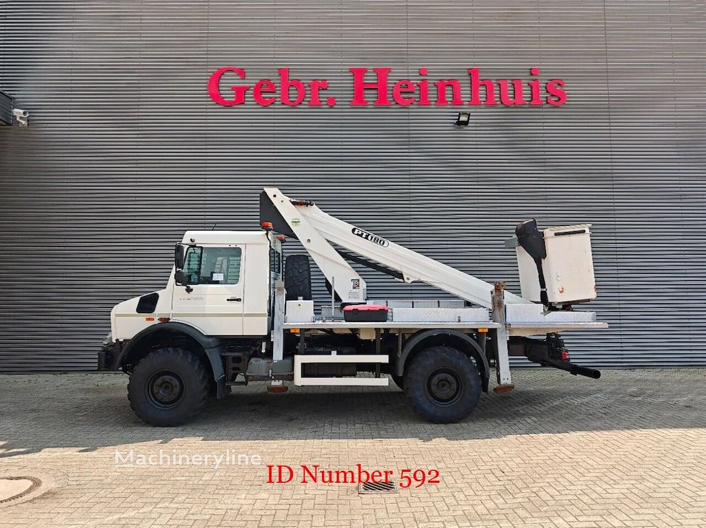 Unimog U4023 4x4 Isoli PT180 Winch! auto dizalica s korpom