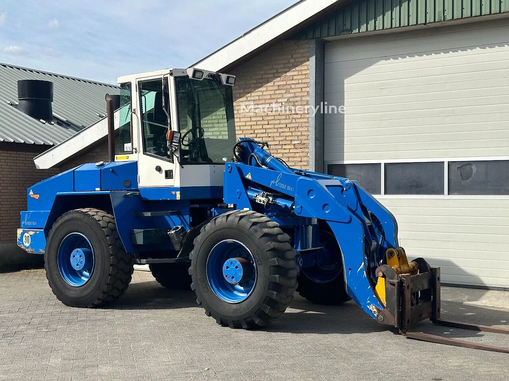 Paus RLS 1252 SL prednji utovarivač