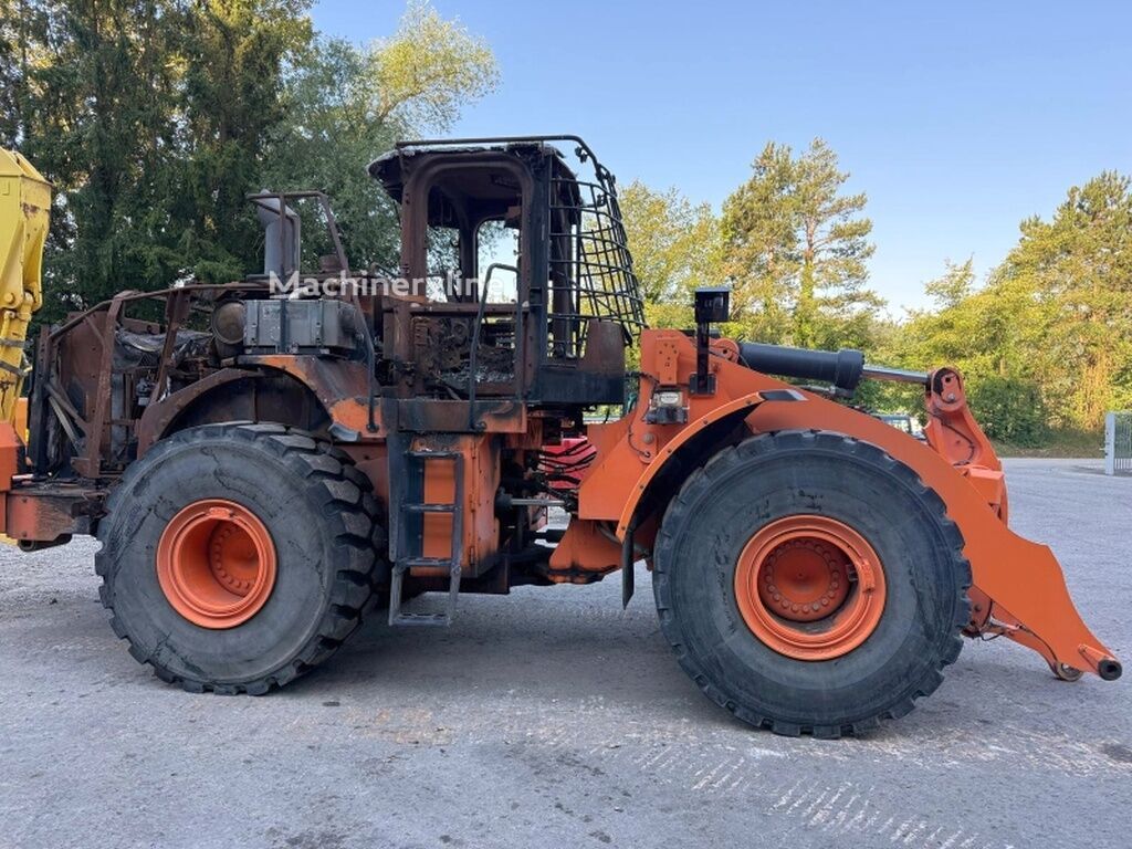 Caterpillar 966M prednji utovarivač