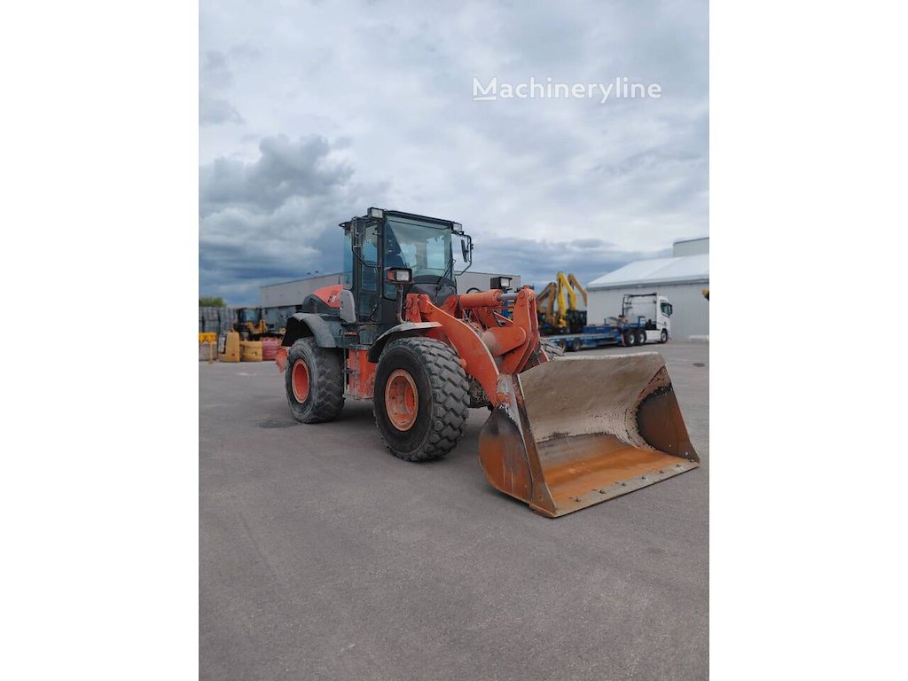 Hitachi ZW140 prednji utovarivač