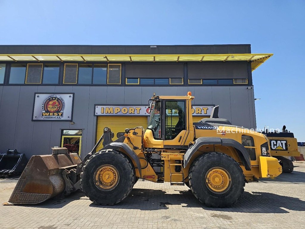 Volvo L120H prednji utovarivač