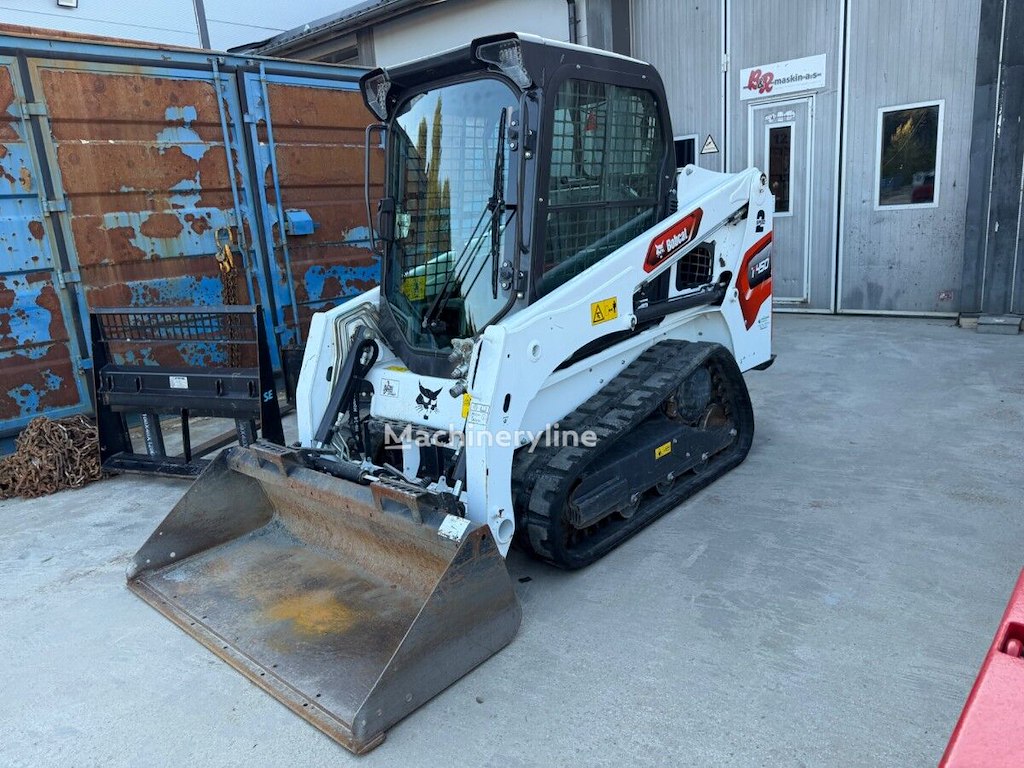 Prodaje se Bobcat T450 beltegående - kun 200t! - pigghammer - pallegafler - skuffe mini utovarivač guseničar na aukciji