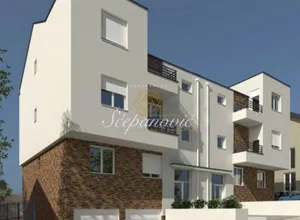Prodaja Stan - Novi Sad, Novi Majur - Blok 8