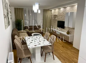 Izdavanje Stan - Niš, Medijana: Centar - Marger