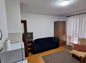 Izdavanje Stan - Novi Sad