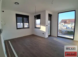 Prodaja Stan - Novi Sad