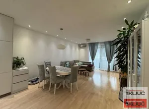 Prodaja Stan - Novi Sad