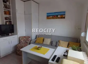 Prodaja Stan - Novi Sad, Kej
