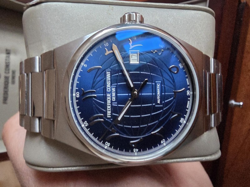 FREDERIQUE CONSTANT GENEVE HIGHLIFE Arabian edition