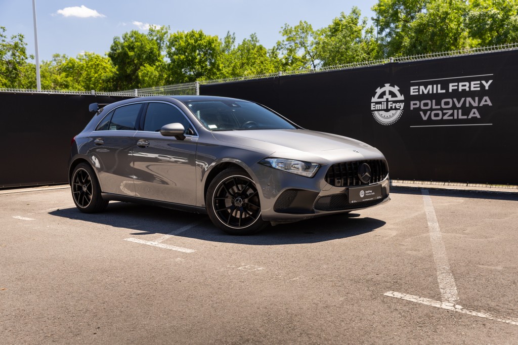 MERCEDES-BENZ A-KLASA