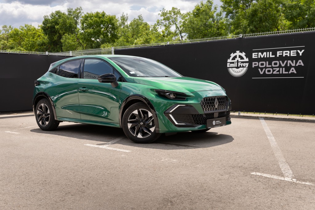 RENAULT CLIO