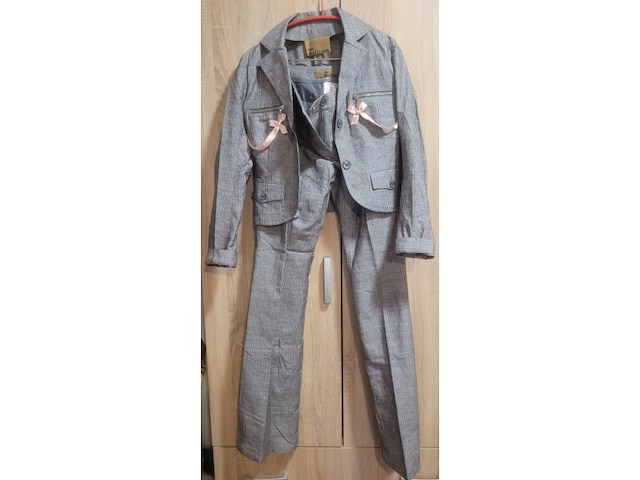**Galliano komplet**