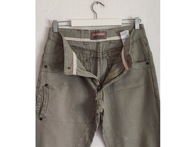 SPRINGFIELD pamučne pantalone br. 40 (W30)