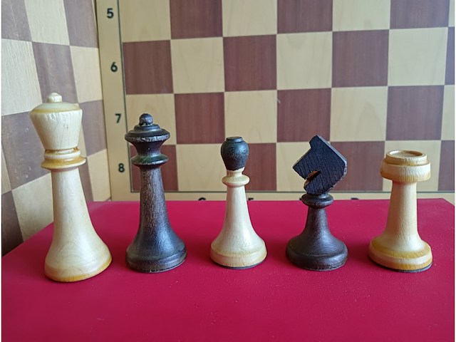 Unikatne Sahovske Figure
