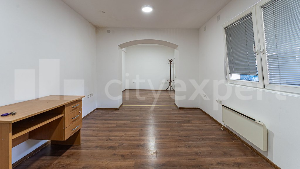 Poslovni prostor za izdavanje BEZ PROVIZIJE: Trosoban, 48m², Vojislava Ilića, Voždovac - 500€