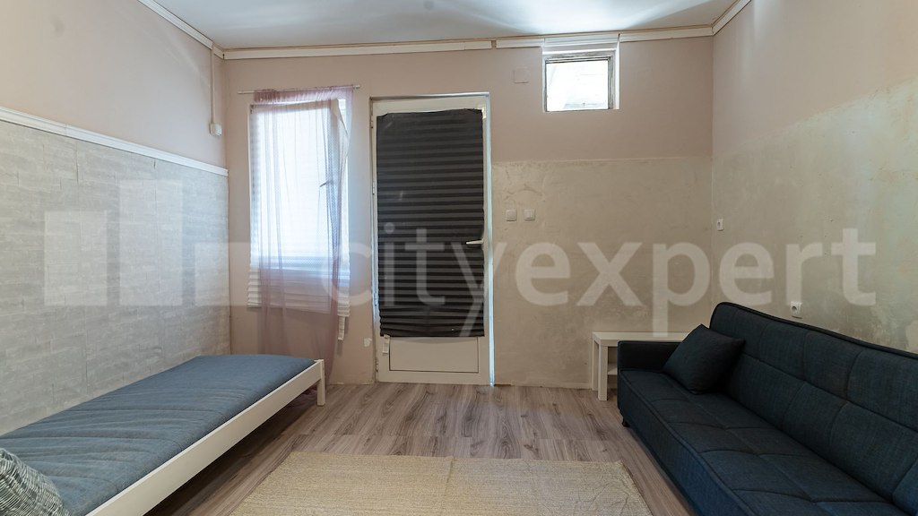 Poslovni prostor za izdavanje BEZ PROVIZIJE: Jednosoban, 30m², Bože Baucala, Rakovica - 250€
