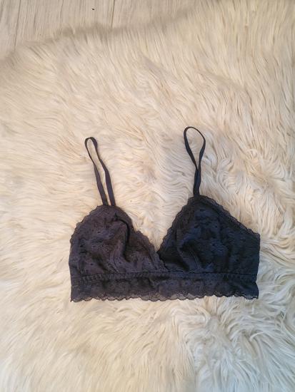 H&M čipkasti top