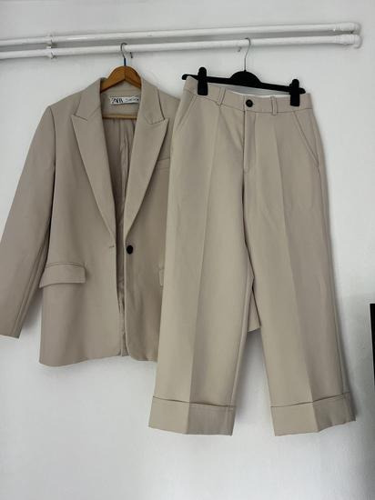 Rezervisano / ZARA odelo sako/blejzer + pantalone