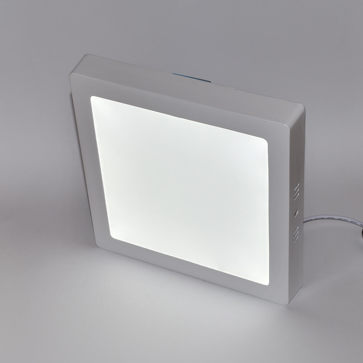 LED panel 18W nadgradni četvrtasti – Hladno bela