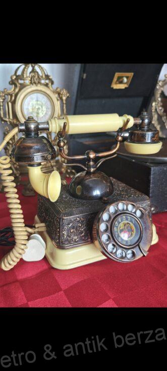 Stari telefon