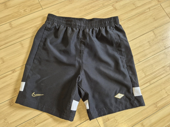 Nike sorc kolekcija Kylian Mbappe vel. 128/137