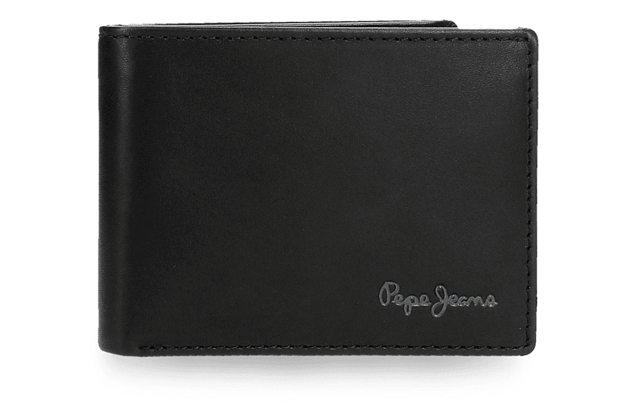 PEPE JEANS LUTON MUŠKI NOVČANIK – CRNA
PEPE JEANS LUTON muški novčanik – klasična elegancija i praktična organizacija
Praktična organizacija za kartice, dokumenta i novac
RFID zaštita za sigurn...