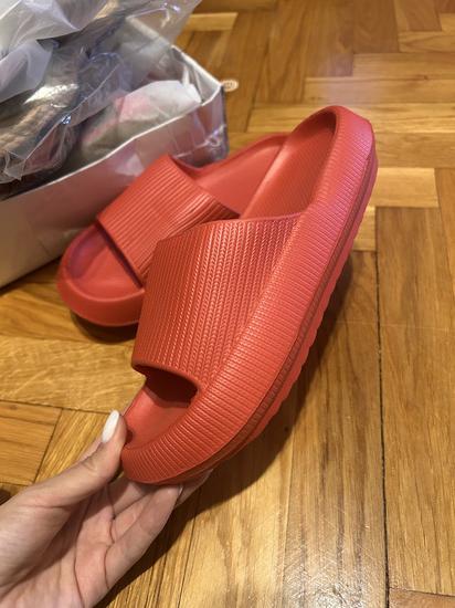 Papuce 36-37