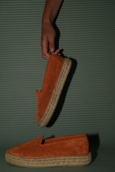 Aja handcraft narandžaste espadrile u broju 40.5
