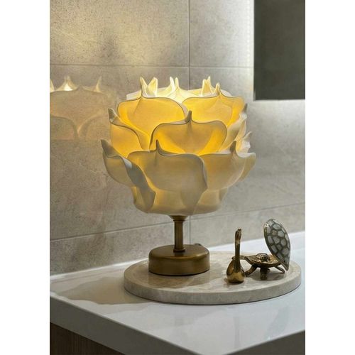 MAG0006 Cream Antique Gold Table Lamp