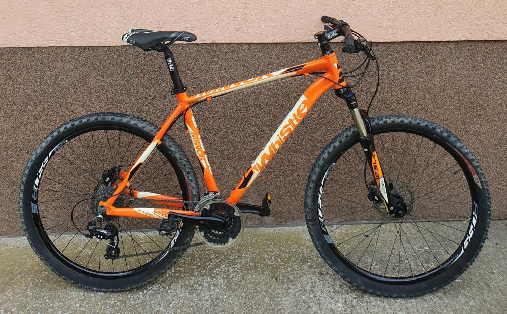 WHISTLE MIWOK 27.5 3X8 DISK HIDRAULIKA