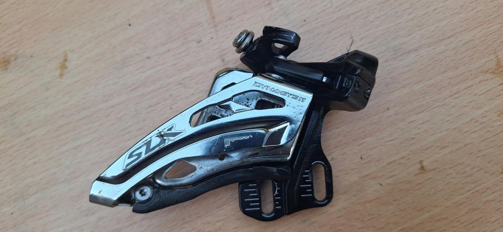 Prednji menjač Shimano SLX FD-M7020