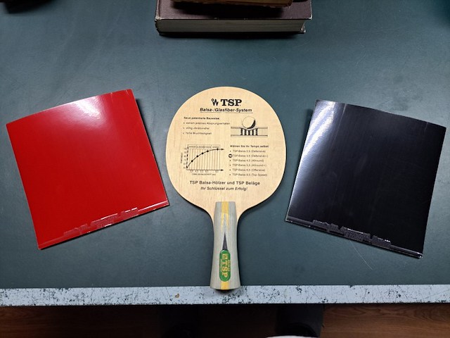 Kvalitetan reket za stoni tenis (T 15) za rekreativce