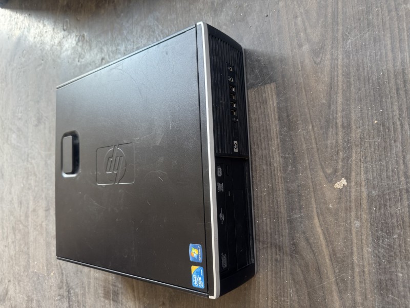 hp compaq 8100 core i5 neispravno