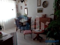 KUČEVO Trg Veljka Dugoševića ID: 886152097