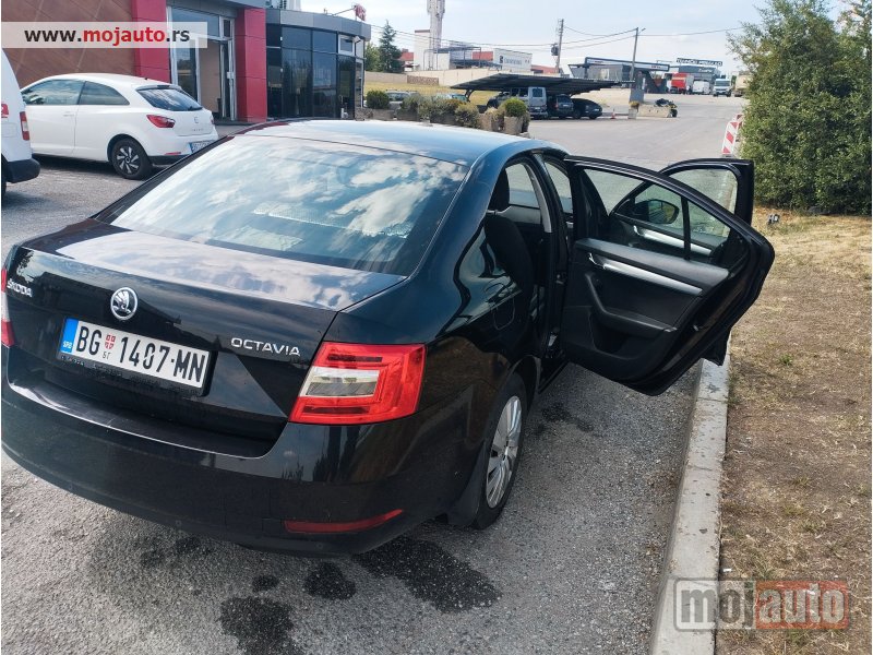 Škoda Octavia 1.6 TDI 5 G AMBITION
