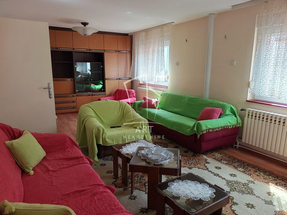 Kumodraž, Kružna, 95m2 ID#8826
400 €