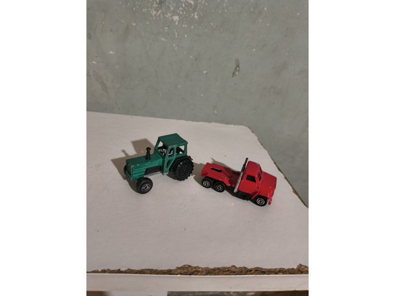 MAJORETTE TRAKTOR+KAMION