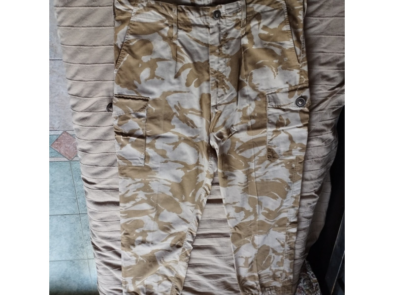 ORIGINAL VOJNA KAMUFLAŽNA UNIFORMA TROPICAL DESERT