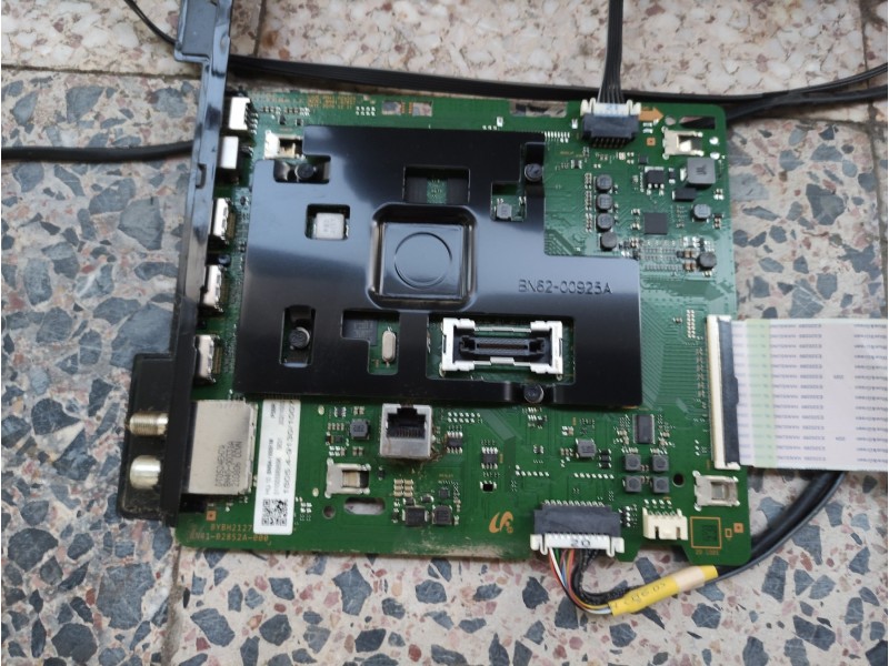 Samsung ue65au7170