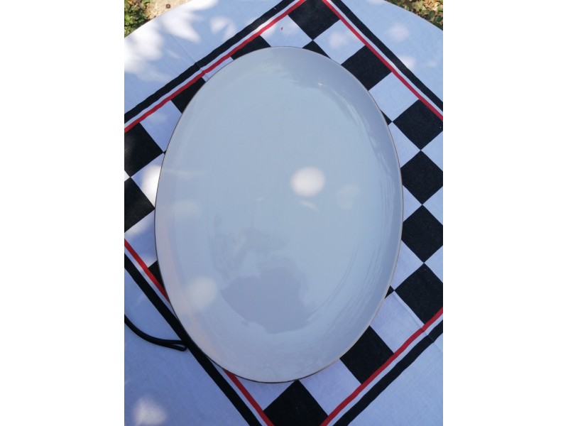 BELI PORCELANSKI OVAL