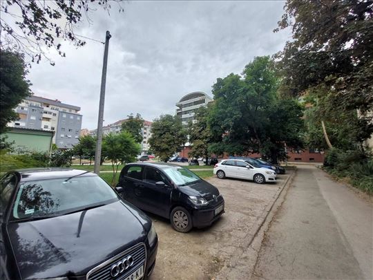 Novi Sad mali Satelit