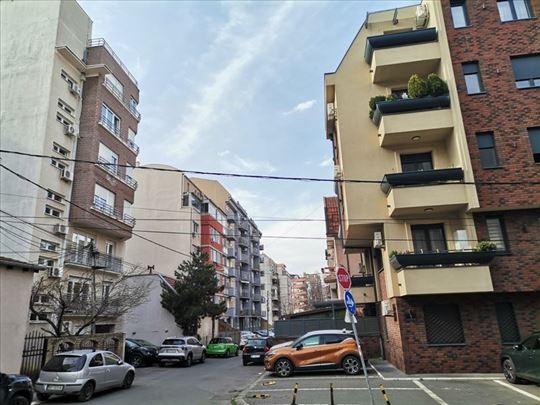 Voždovac, 1.5, vrlo kvalitetna zgrada, uknjižen