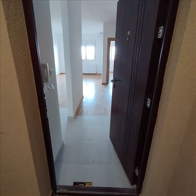 1,5,Zvezdara,40m2,Partizanska,III/IV,lift,eg,novo