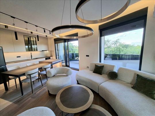 Zvezdara, Olimp, Koste Trifkovića, 82m2 ID#40972